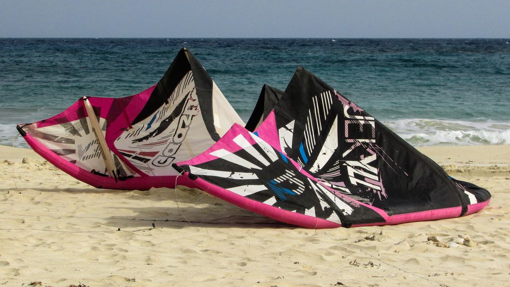 HISTORIA – LOOP KITE